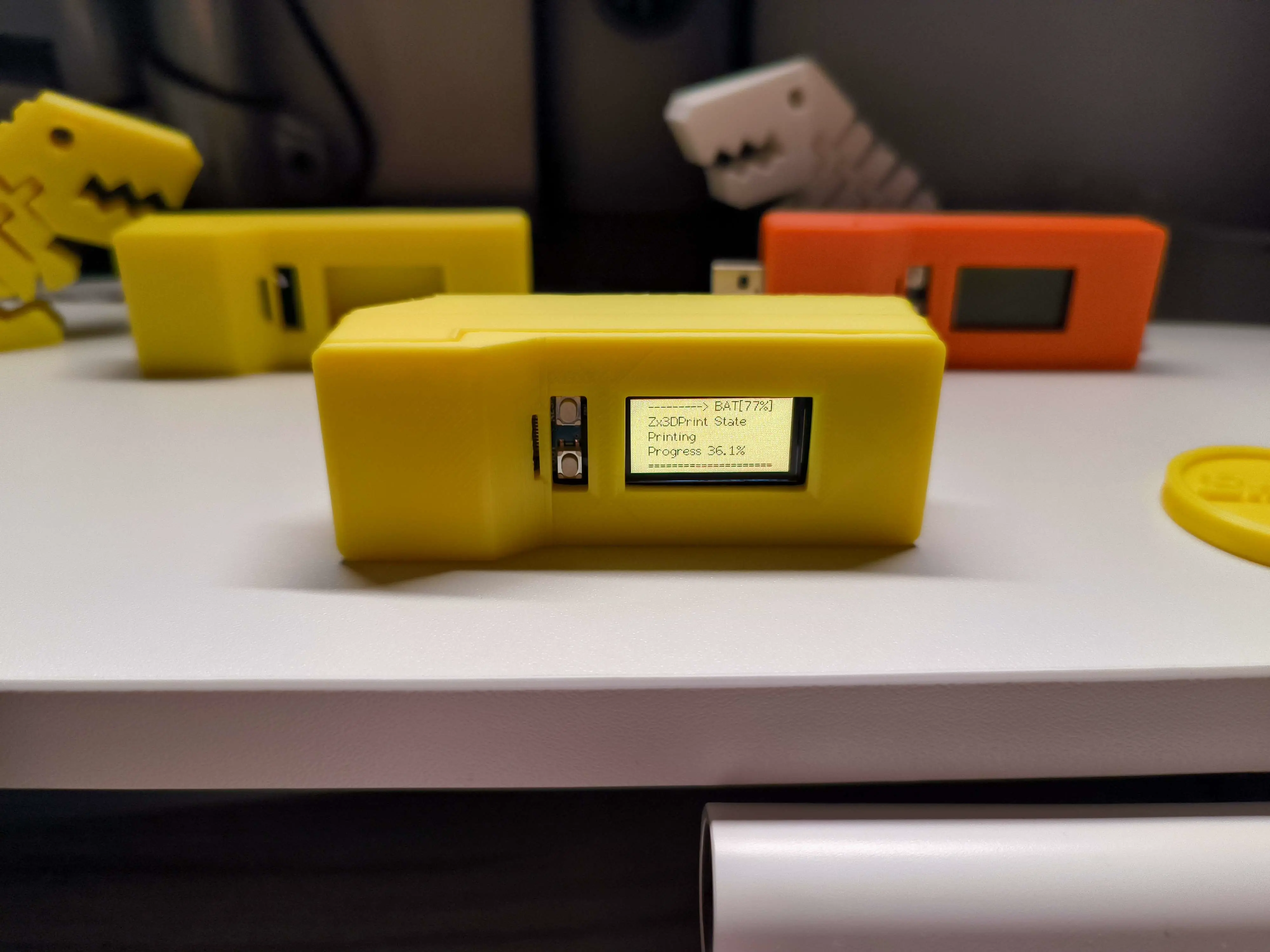 免费工具与零配件STL下载 - 微雪ESP32-S2-LCD 外壳-电池版 - 狩护