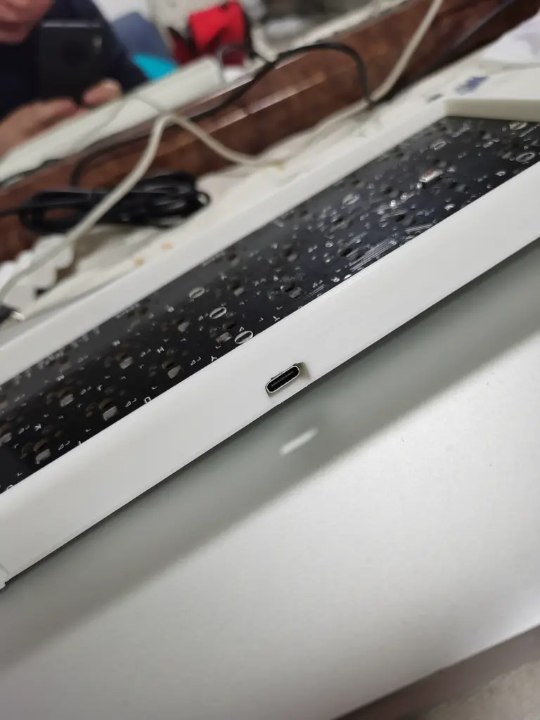 免费工具与零配件STL下载 - Daisy 40% keyboard case - cyoops